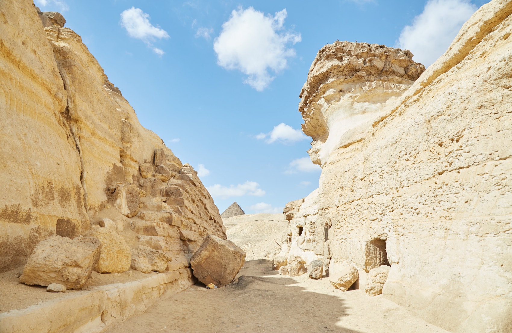 5 Hidden Gems of Giza: A Second Sphinx? - Sailingstone Travel